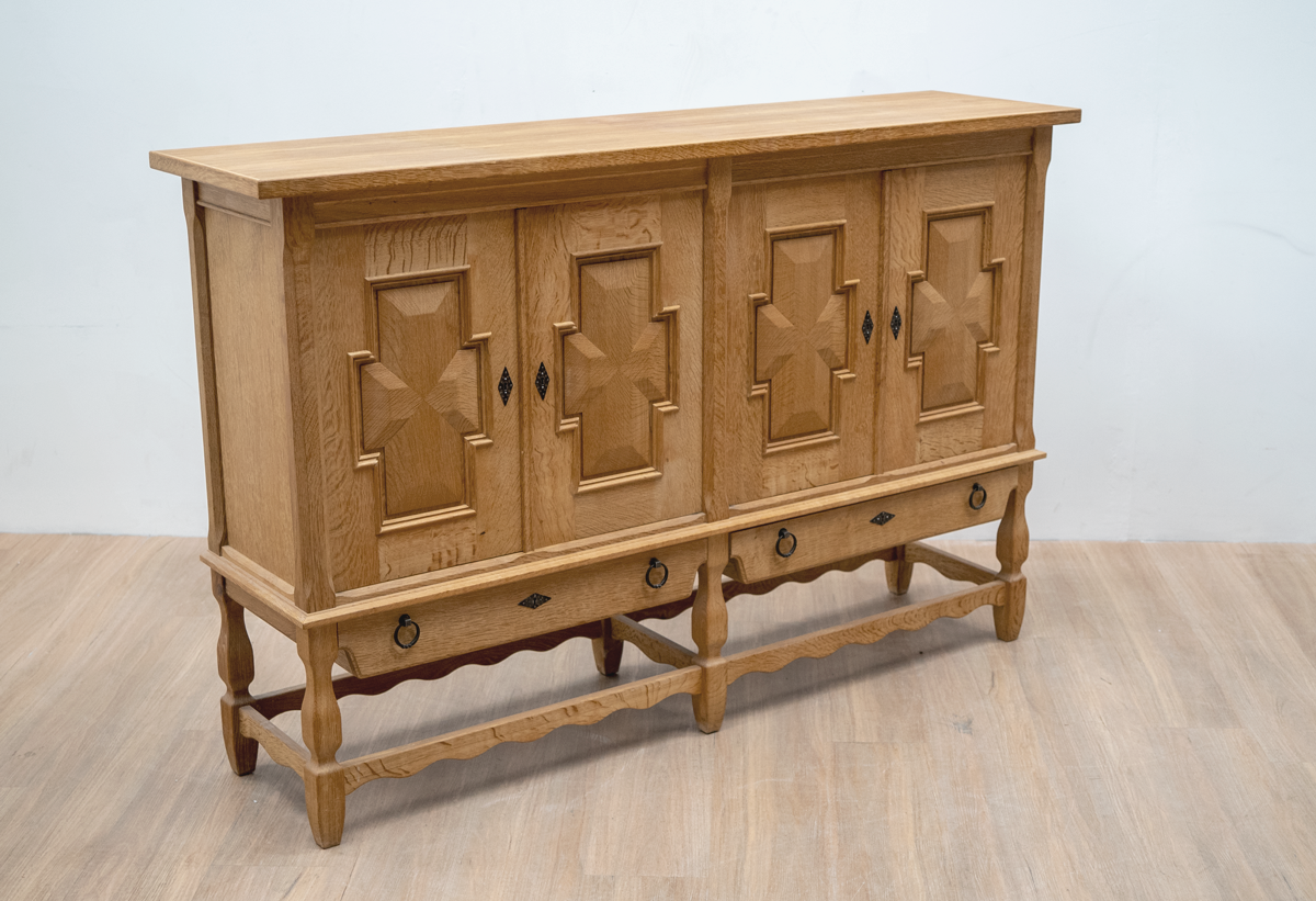 Mid Century Brutalist Oak Sideboard by Henning Kjaernulf, 1950's – CCSS TM